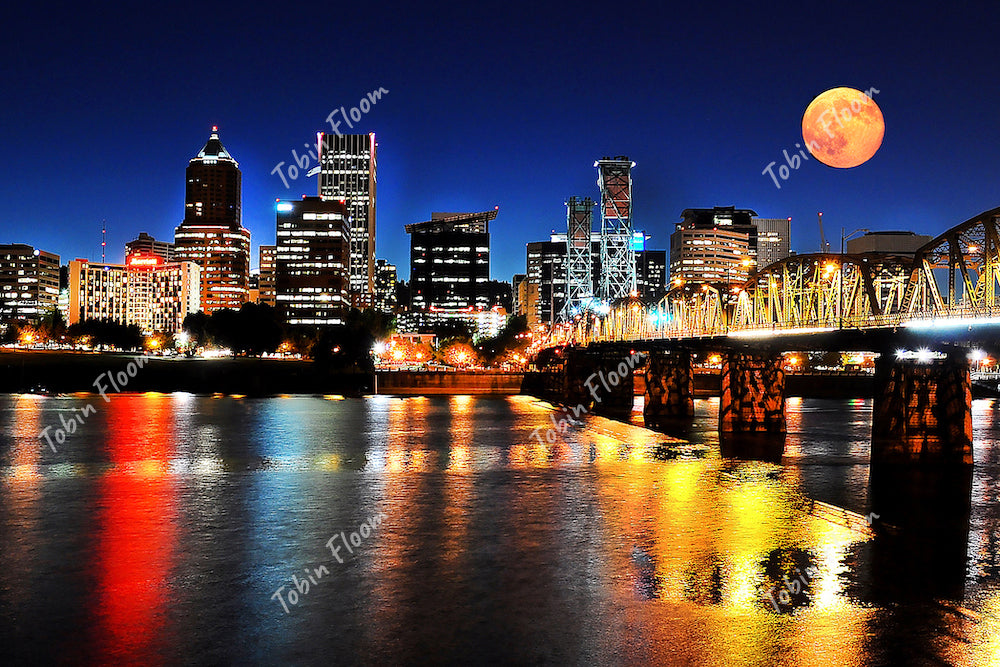PDX night new – TOBIN FLOOM PHOTOGRAPHY