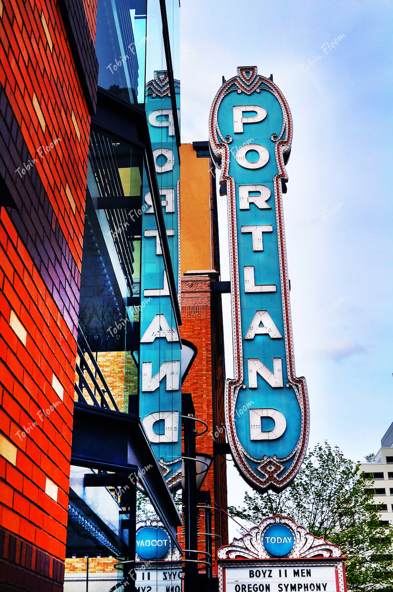 Portland Broadway Vertical – TOBIN FLOOM PHOTOGRAPHY